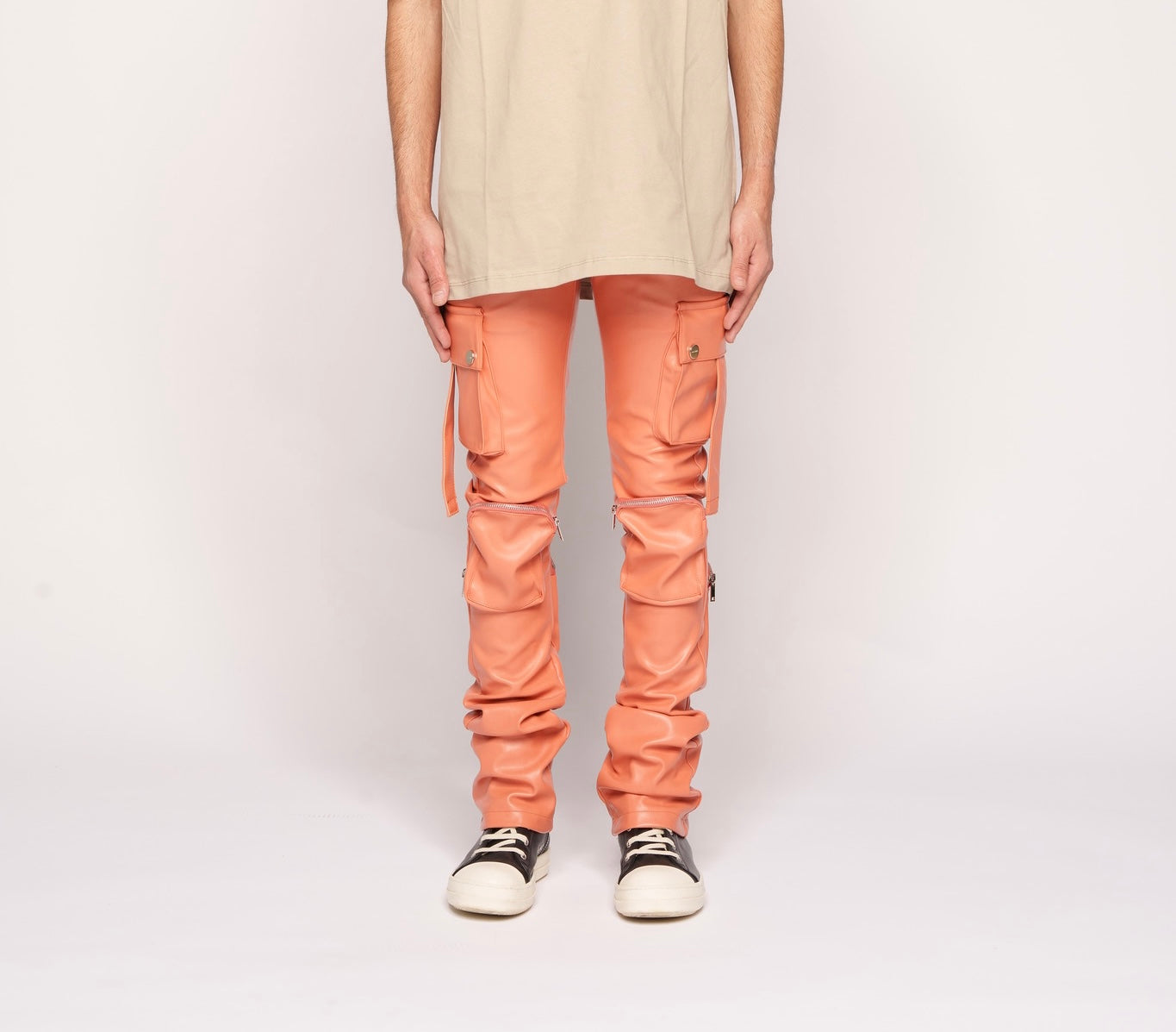 "NEVER LOOK BACK" CARGO FLARE STACK LEATHER – P H E E L I N G S